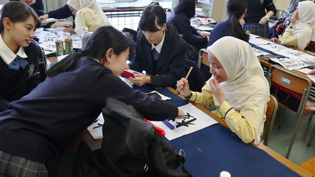Seri Puteri School Malaysia Students’ Visit | 麴町学園女子でなりたい自分を見つけ、実現する